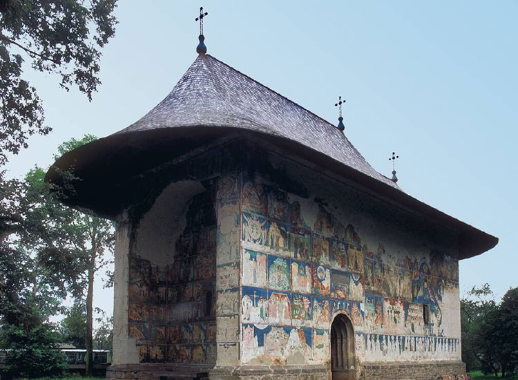 Discover the Monasteries - The Gerald's Hotel