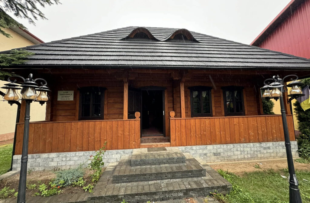 Ion Nistor - O călătorie în timp la Casa Memorială din Bucovina - The ...